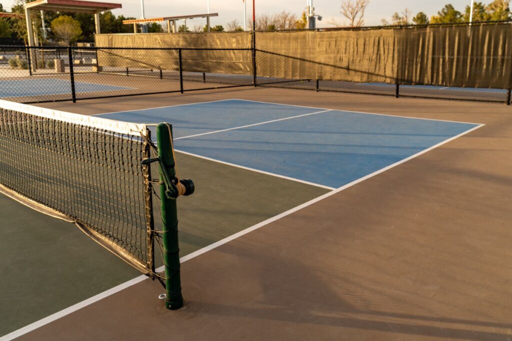 2 Main Types of Pickleball Nets - PickleVine.com